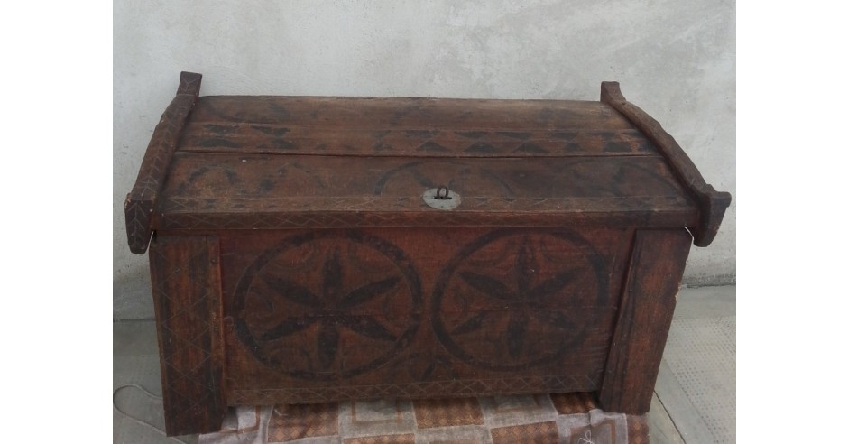 Cufar Vechi/Lada de zestre veche | arhiva Okazii.ro