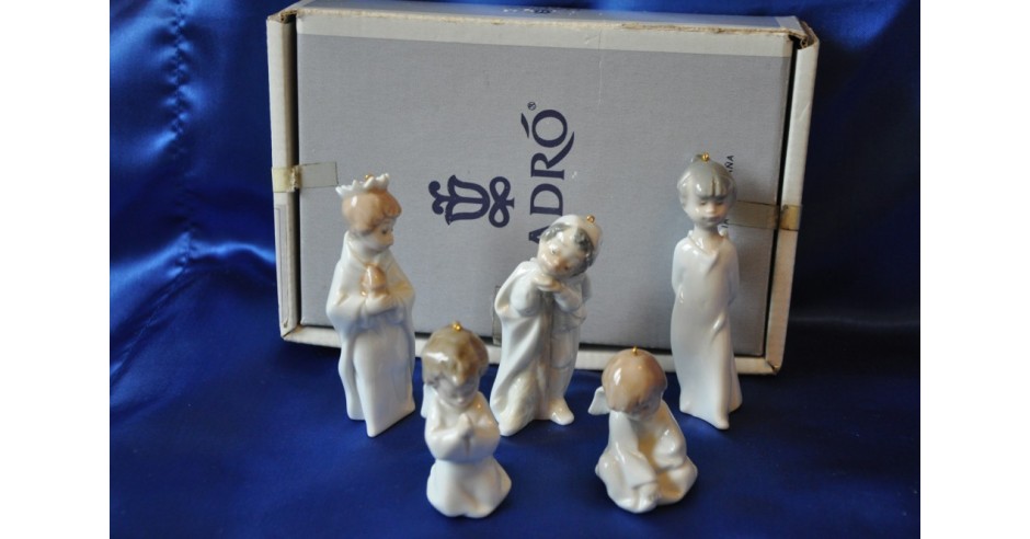 Cutie Bibelouri Portelan Lladro,Valencia.Mini figurine vechi.Bibelou de ...