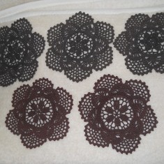 Fete de masa crosetate - Cumpara cu incredere de pe Okazii.ro.