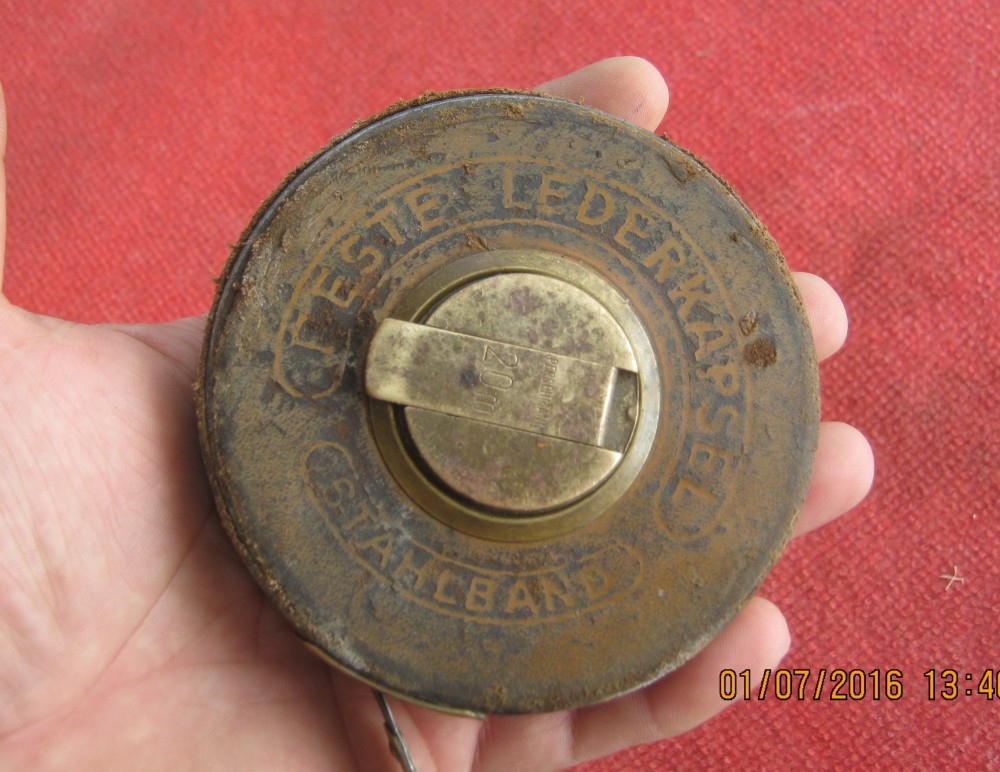 obiect colectie decor,vintage-Transilvania-RULETA-METRU in metal ...