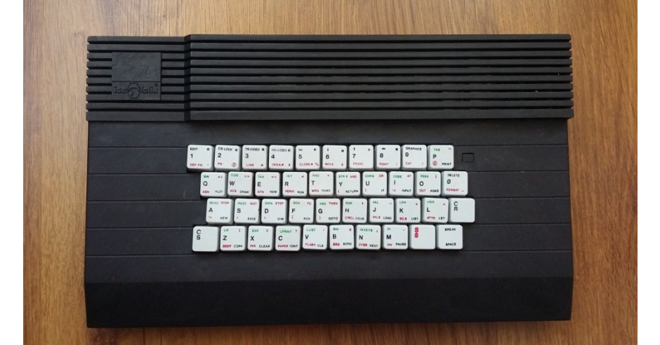 CALCULATOR HC 91 ICE FELIX + CASETOFON DE DATE MC 3810 | arhiva Okazii.ro