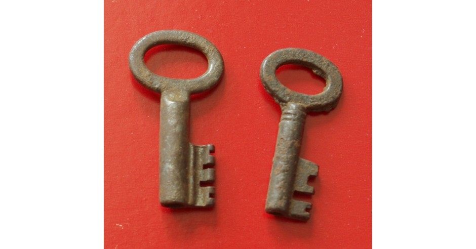 lot 2 bucati - cheie veche model deosebit !!! | arhiva Okazii.ro