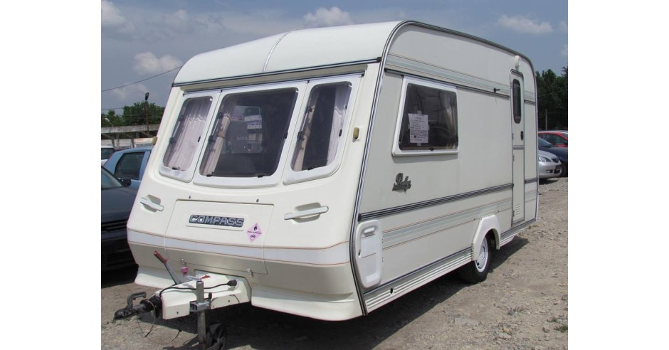 Rulota Compass Caravan Limited Rallye 400 - Cu acte | arhiva Okazii.ro