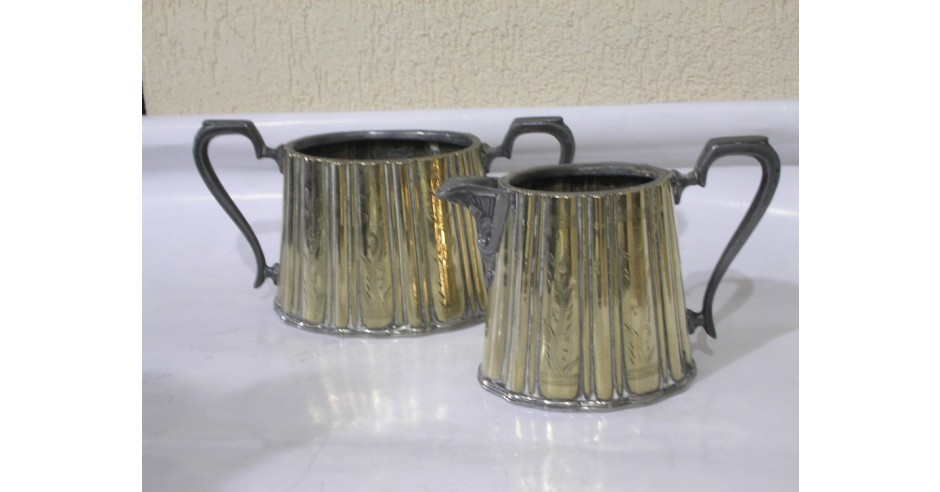 De colectie ! Superb set doua obiecte/vase vechi decor,argintate,anii ...