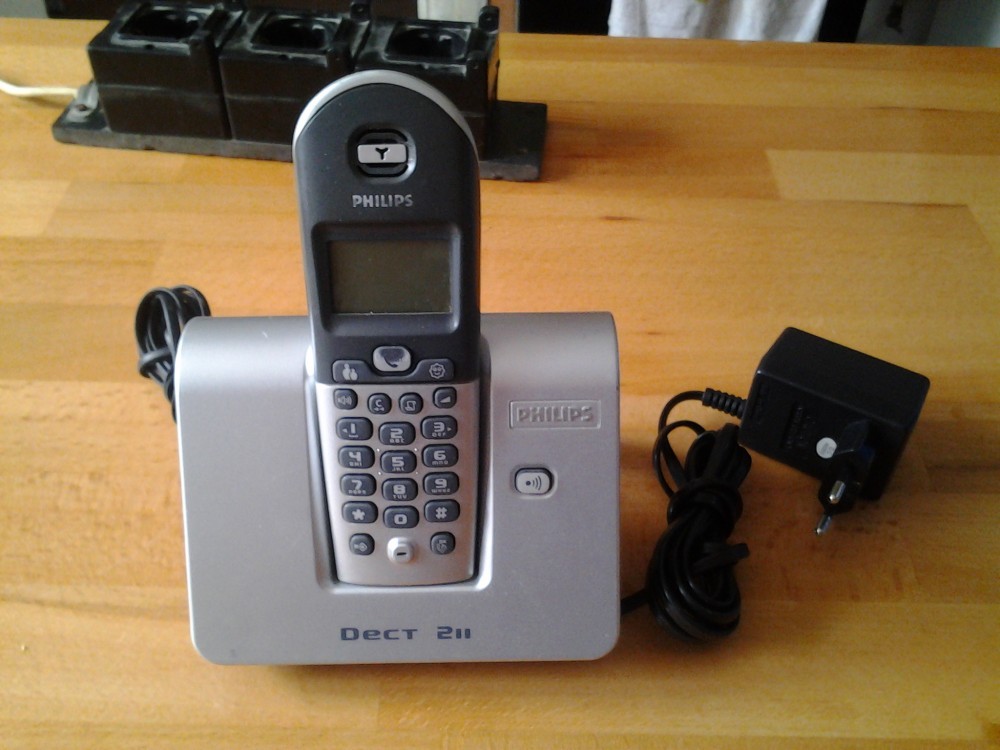 Philips Dect 2 - telefon fix portabil | arhiva Okazii.ro