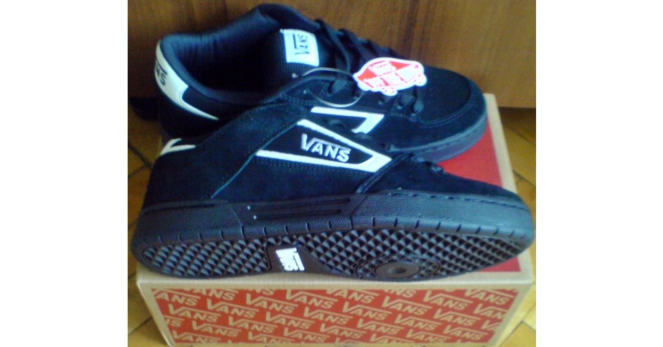 Adidasi Vans Churchill Skate piele naturala 43 -produs original- IN ...