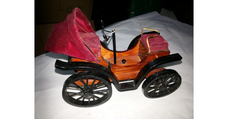 Masina veche,de epoca,"Mercedes",macheta,din lemn | arhiva Okazii.ro