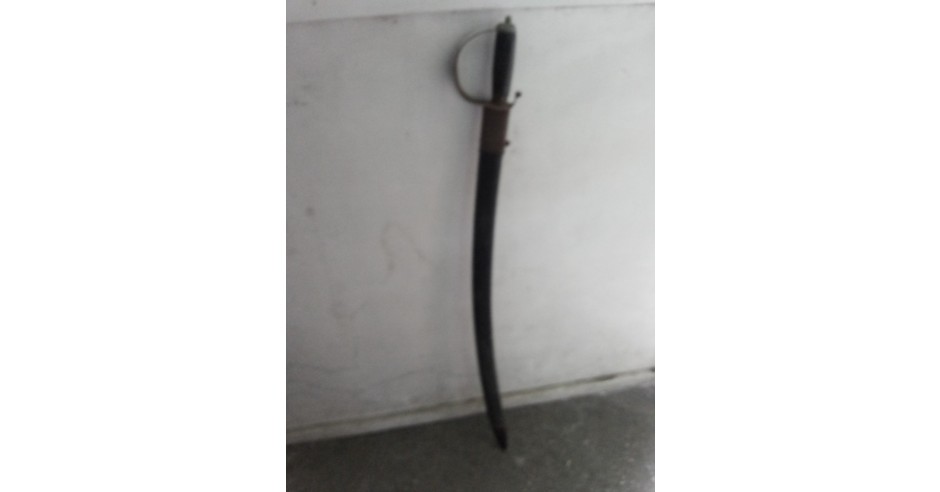 Sabie veche franceza,de cavalerie,pentru panoplie, cu garda si teaca ...