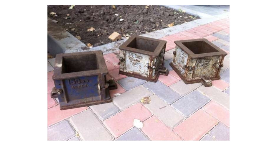 Tipare metalice cubic pentru prelevare probe beton | arhiva Okazii.ro