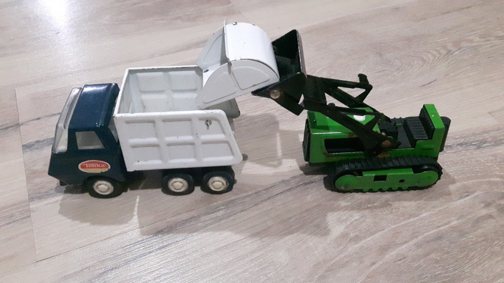 Lot jucarii vechi tabla Tonka jucarie veche | arhiva Okazii.ro