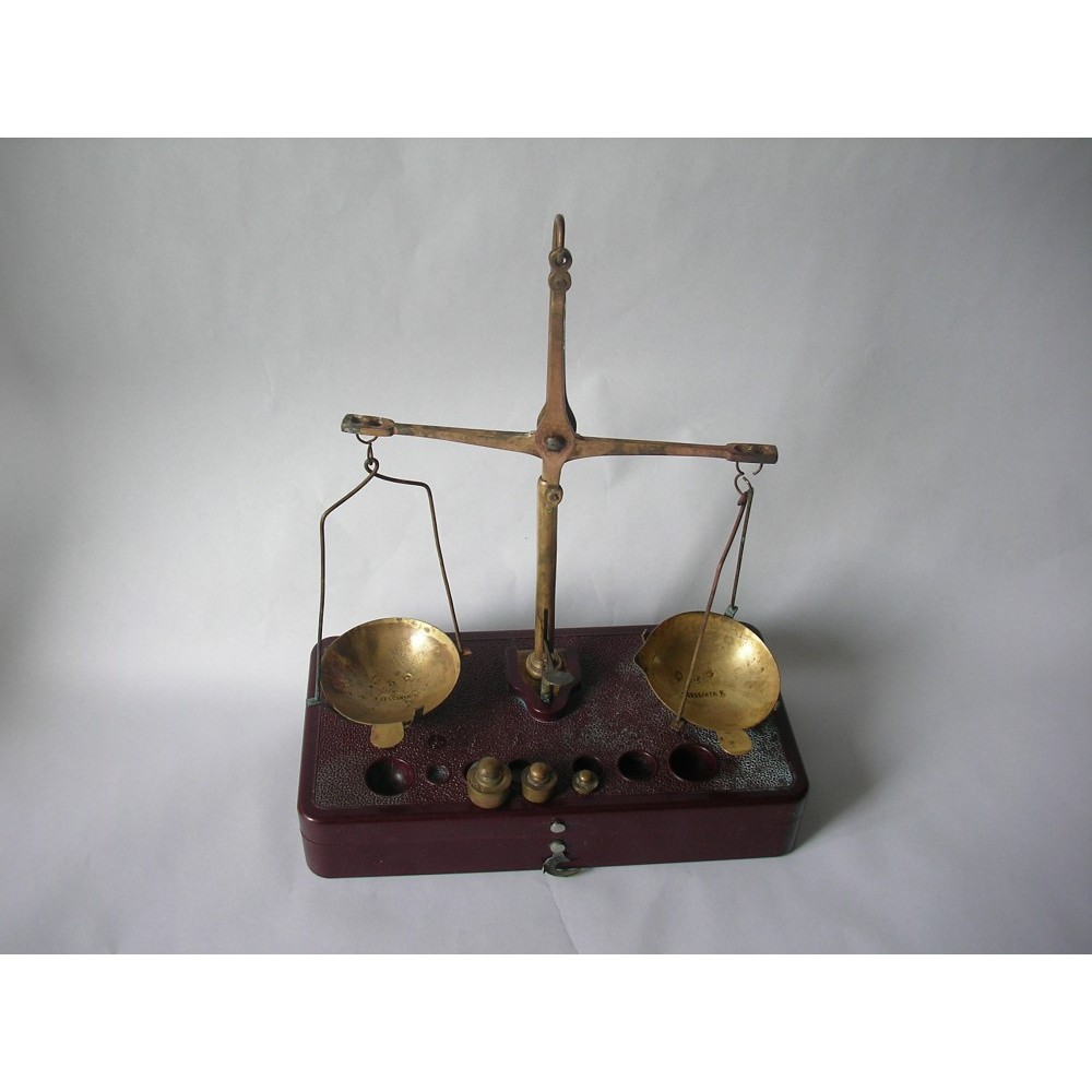 BALANTA VECHE PENTRU FARMACIE, BIJUTERIE | arhiva Okazii.ro