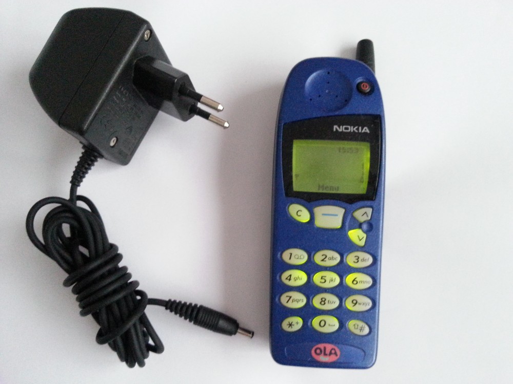 Telefon Nokia 5110 + incarcator original vintage colectie vechi retro ...