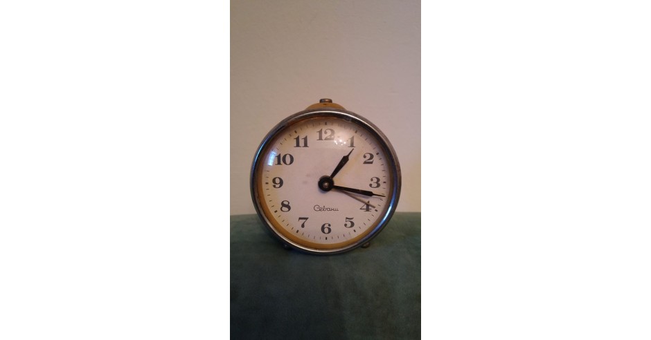 Ceas desteptator mecanic de masa vechi, rusesc (URSS), Cebahn (Sevani ...