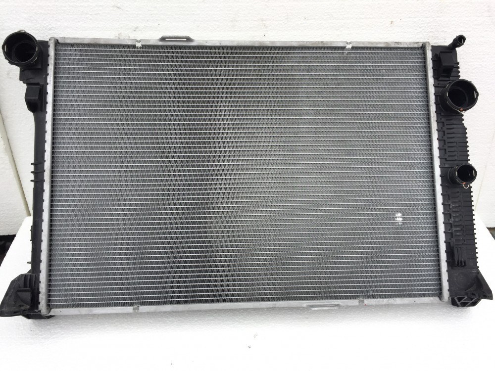 Radiator apa Mercedes C-classe w204 2.2 CDI A2045003703 - Radiator ...