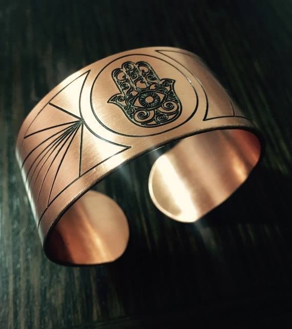 Bratara din cupru simbol Hamsa (mana Fatimei) | arhiva Okazii.ro