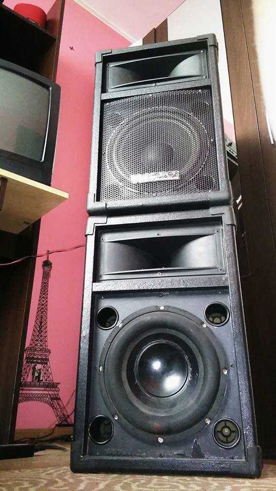 Vand statie sony integrated stereo amplifier TA-F170 + Boxe nr tel ...