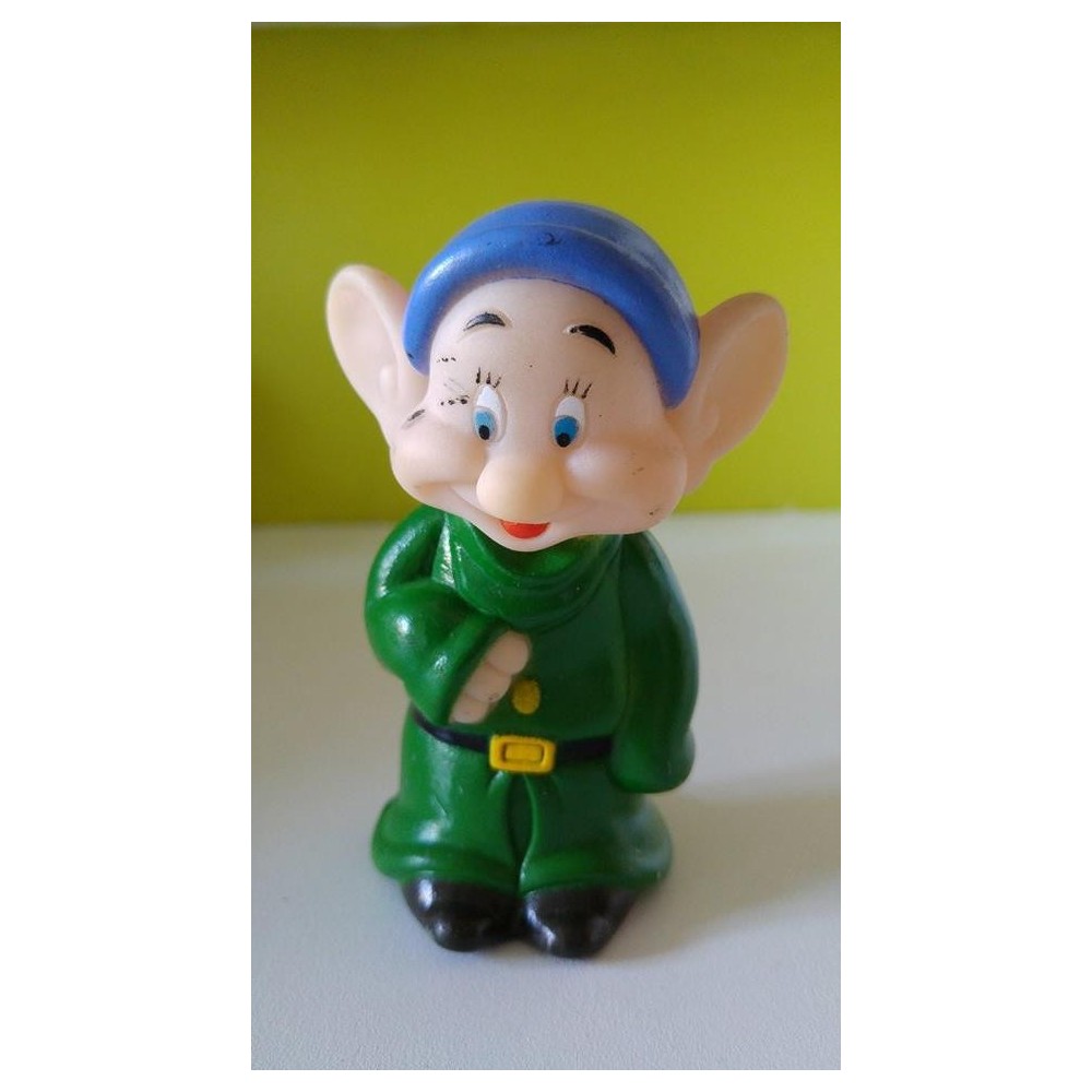 Jucarie cauciuc Piticul Mutulica din povestea Alba ca Zapada si cei 7 ...