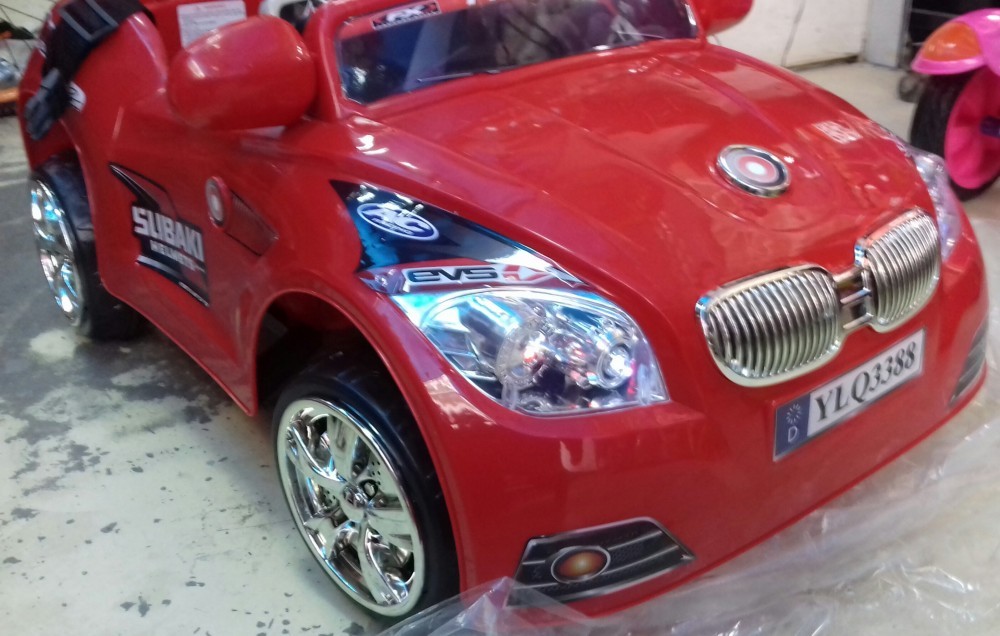 Masina mare electrica cu telecomanda si acumulator 6v roz/rosu/albatru ...