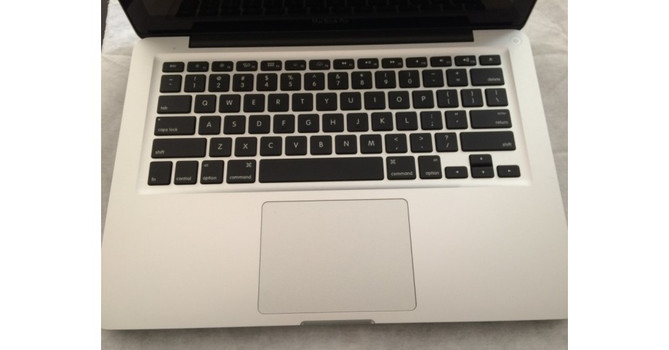 Apple MacBook Pro MD 101 i5 2.5Ghz 3MB L3 13 inch NOU! | arhiva Okazii.ro