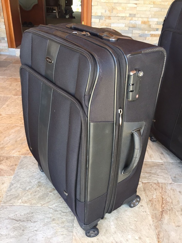 Troller Samsonite foarte rezistent si pentru greutati mari, dimensiune ...