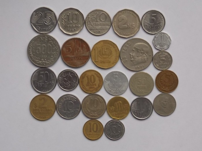 LOT 25 MONEDE DIFERITE -AMERICA CENTRALA SI DE SUD | Okazii.ro