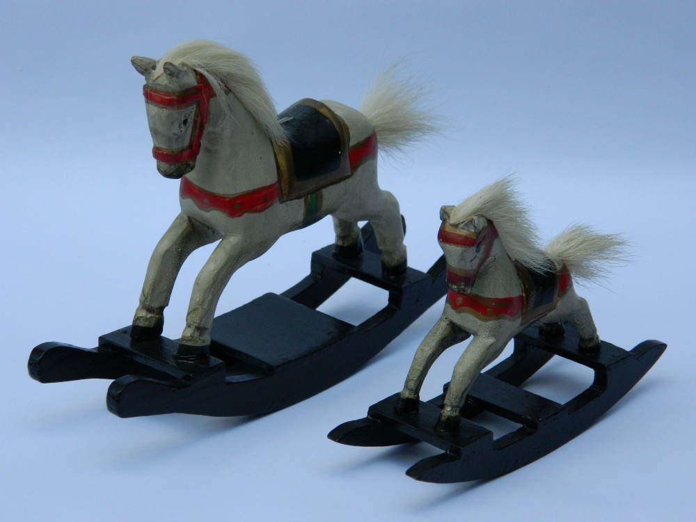 CALUTI de lemn jucarie - doua piese vechi, jucarie vintage / jucarii ...