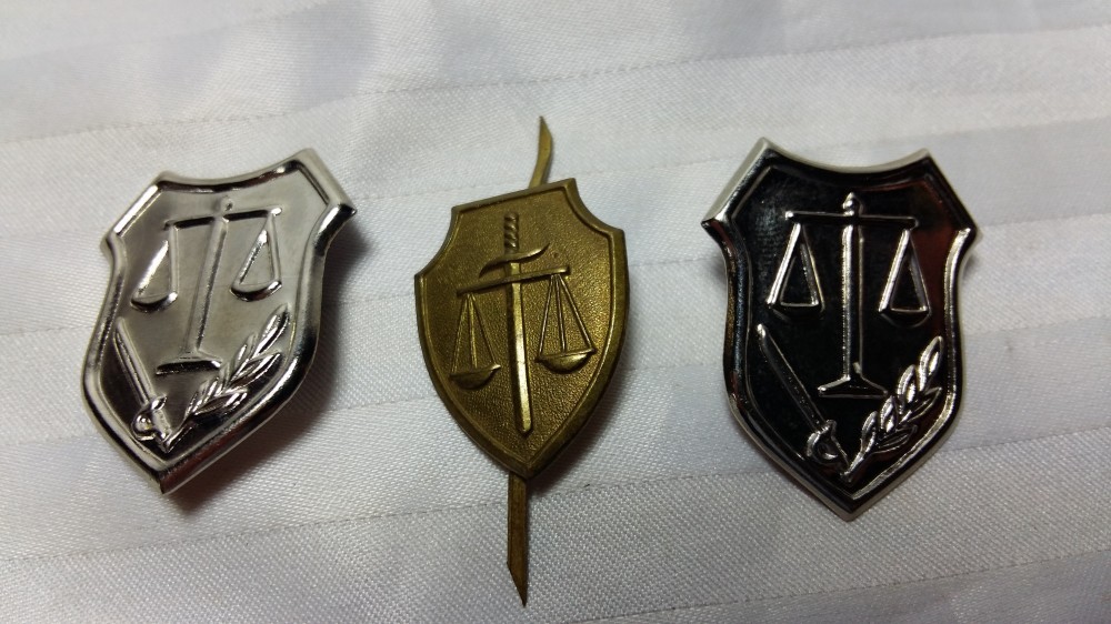 SEMNE DE ARMA - JUSTITIE MILITARA - LOT DE 3 BUCATI | arhiva Okazii.ro