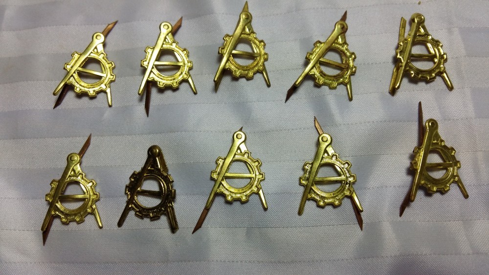 SEMNE DE ARMA - SUBINGINER - INSEMNE MILITARE - LOT DE 10 BUCATI ...