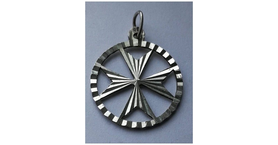 simbol pandantiv Crucea de Malta semn masonic argint Crucea de fier ...