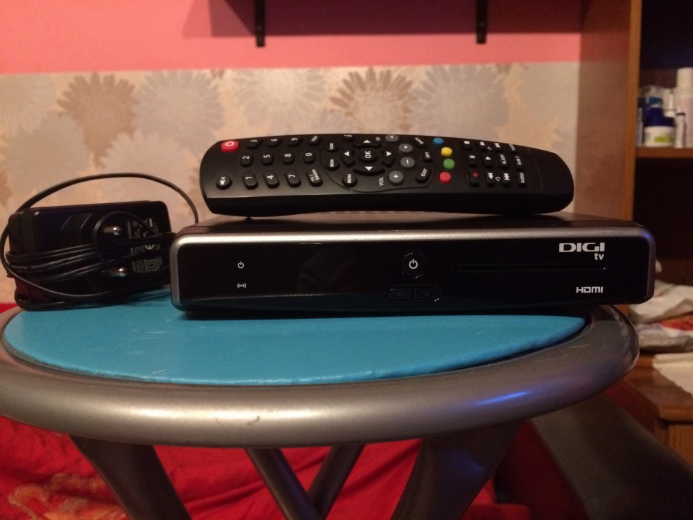 Receiver satelit digi Kaon NA1000hd | arhiva Okazii.ro