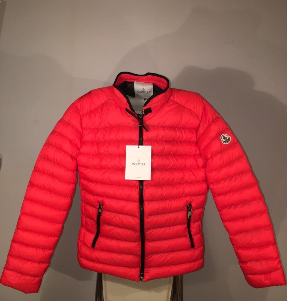 Geaca Moncler | arhiva Okazii.ro