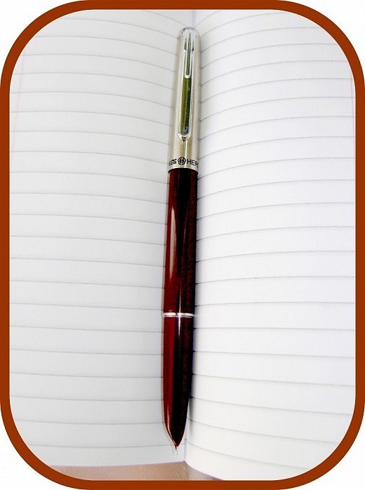 Stilou chinezesc - Cumpara cu incredere de pe Okazii.ro.