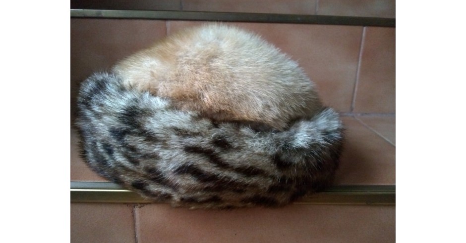 CACIULA ELEGANTA NURCA SI LEOPARD DEOSEBITA | arhiva Okazii.ro