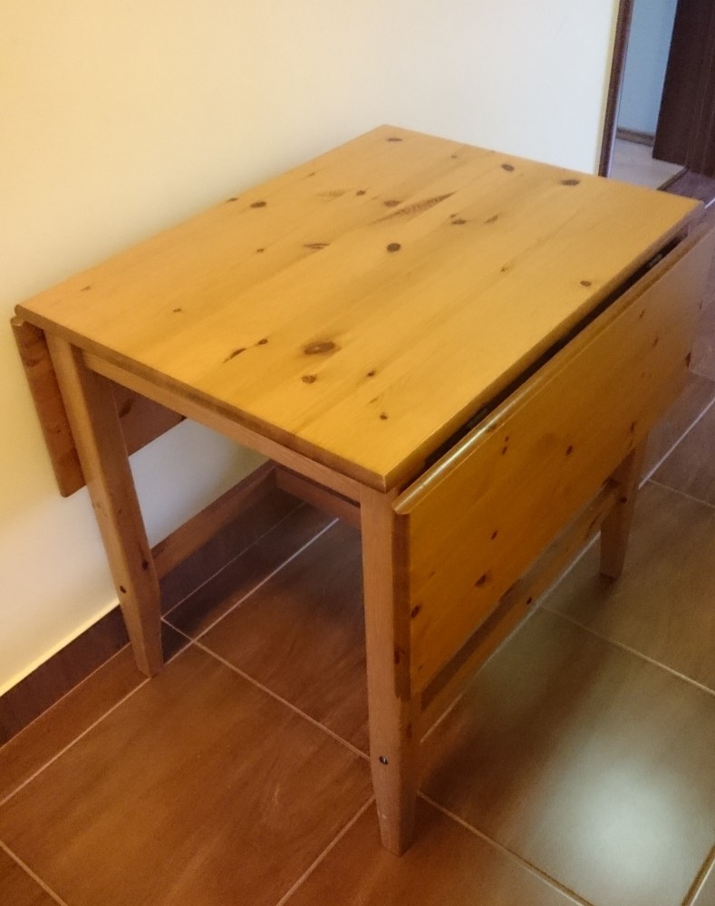 Masa extensibila Ikea lemn masiv de pin - Masa bucatarie stoc epuizat ...