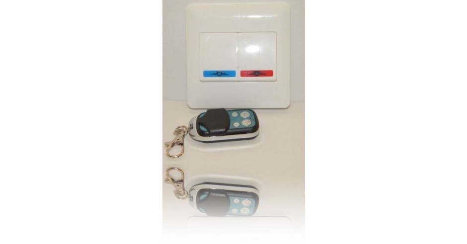 Intrerupator cu camera spion si telecomanda | arhiva Okazii.ro