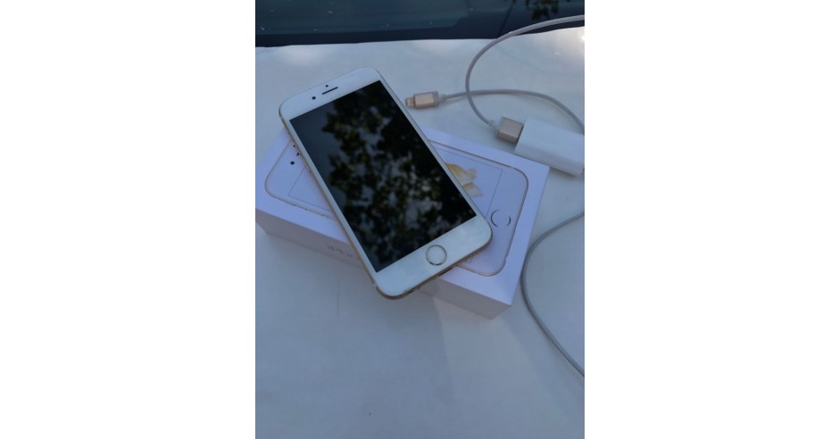 Vand IPhone 6s Gold | arhiva Okazii.ro