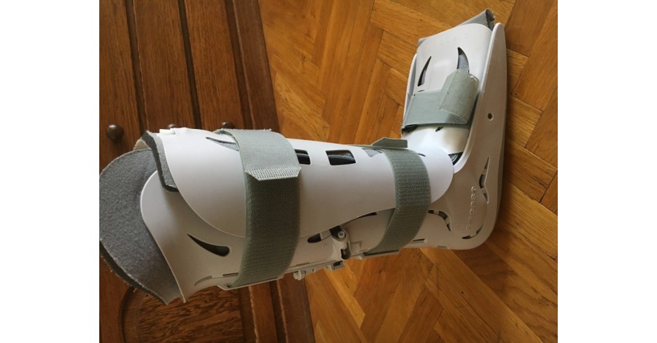 Orteza / Gheata ortopedica glezna Aircast XP Walking Brace Pneumatic ...