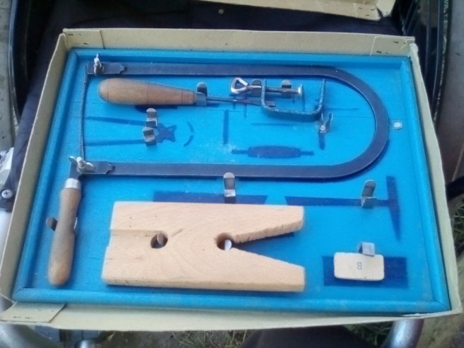 Trusa traforaj - Cumpara cu incredere de pe Okazii.ro.