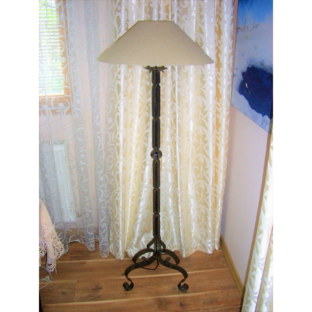 Lampadar, veioza podea, stil medieval, Elvetia, vintage | arhiva Okazii.ro