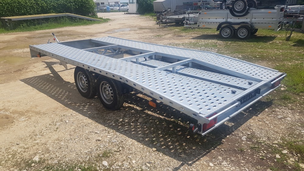 Remorci/Remorca/Platforma 4.5 m x 2.1 m , dublu ax , sarcina maxima ...