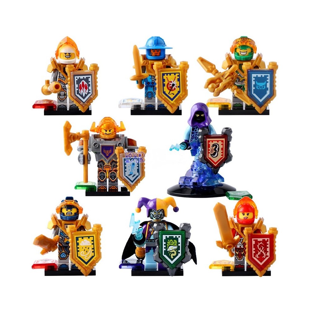 Set 8 minifigurine tip LEGO Nexo Knights, Macy, Aaron, Lance, Clay ...