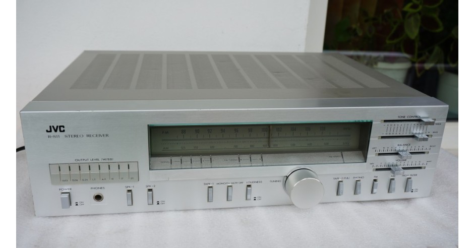 Amplificator Receiver vintage Stereo Hi-Fi marca JVC R-S11 | arhiva ...