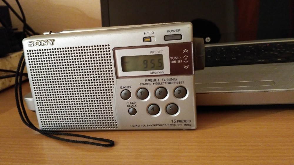 RADIO PORTABIL DIGITAL SONY ICF-M280 | arhiva Okazii.ro