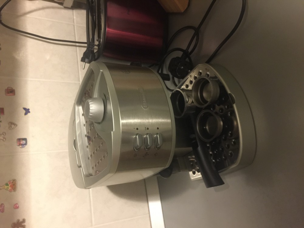 Espressor DeLonghi EC330S impecabil, | arhiva Okazii.ro