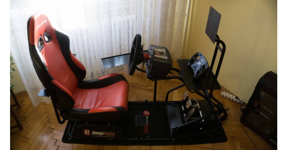 Simulator racing (cockpit, volan Formula, volan BMW, set 3 pedale ...