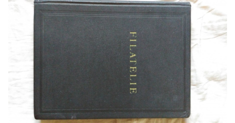 Vand 2 clasoare cu timbre din anii 1950-1991 | arhiva Okazii.ro