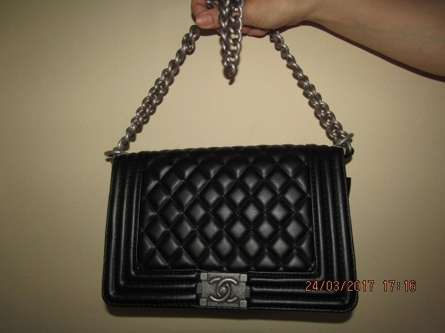 GEANTA CHANEL PREMIUM MODEL NOU SUPERBA -MODEL NOU - 27 X 18 CM ...
