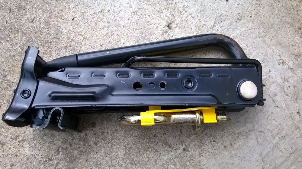 Cric+cui+cheie roti FORD FOCUS FIESTA FUSION MONDEO etc 98AB-17080-CB ...