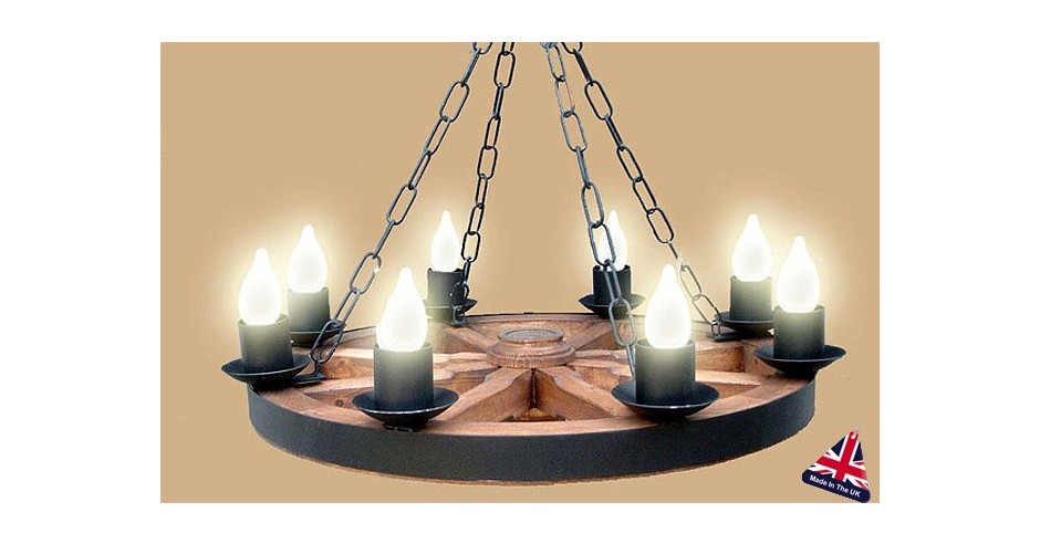 Candelabru Rustic din lemn , Lustra rustica din lemn , din roata de ...
