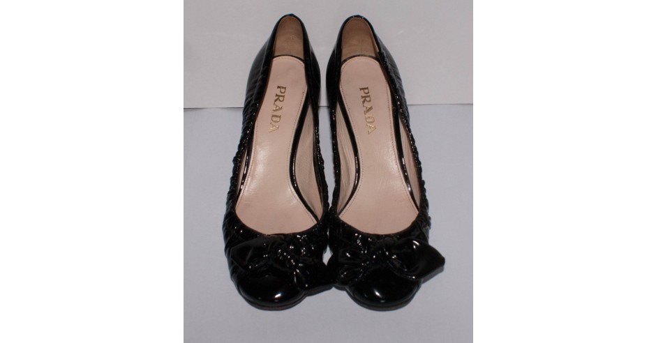 Pantofi dama PRADA Milano autentici marimea 36 culoarea negru lac ...